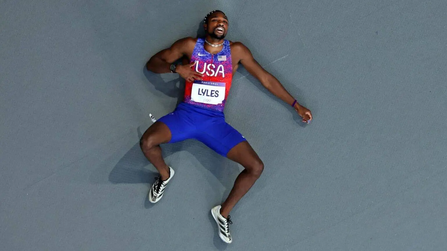 Noah Lyles Blasts Trayvon Bromell for the Finish-Line Photo ...