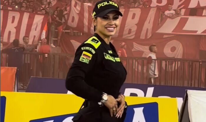 Video: Female Cop Alexaaa Narvaez Shows Off Booty In Tight Uniform ...