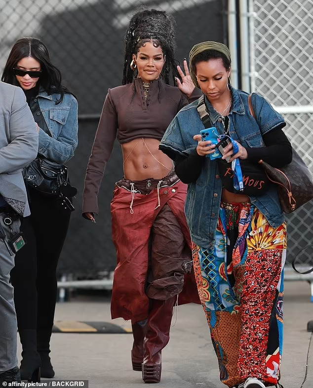 Teyana Taylor Storms Jimmy Kimmel Showing Off Abs In Long-Sleeved Brown ...