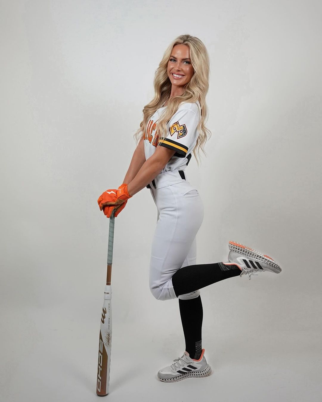 Fans Go Wild Over Softball Player Brylie St Clairs Uniform Thirst Trap Photos Page 4 Of 4