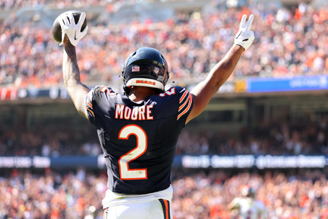 DJ Moore's New 4-Year $110 Million Contract With Chicago Bears Becomes ...