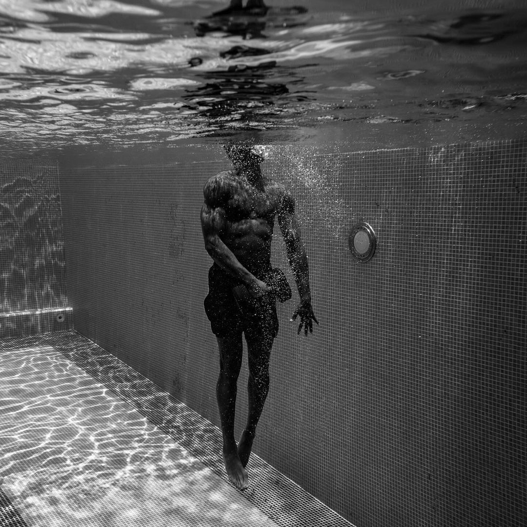 Photos Of Jaylen Brown's Vigorous Underwater Workout In NBA Offseason ...