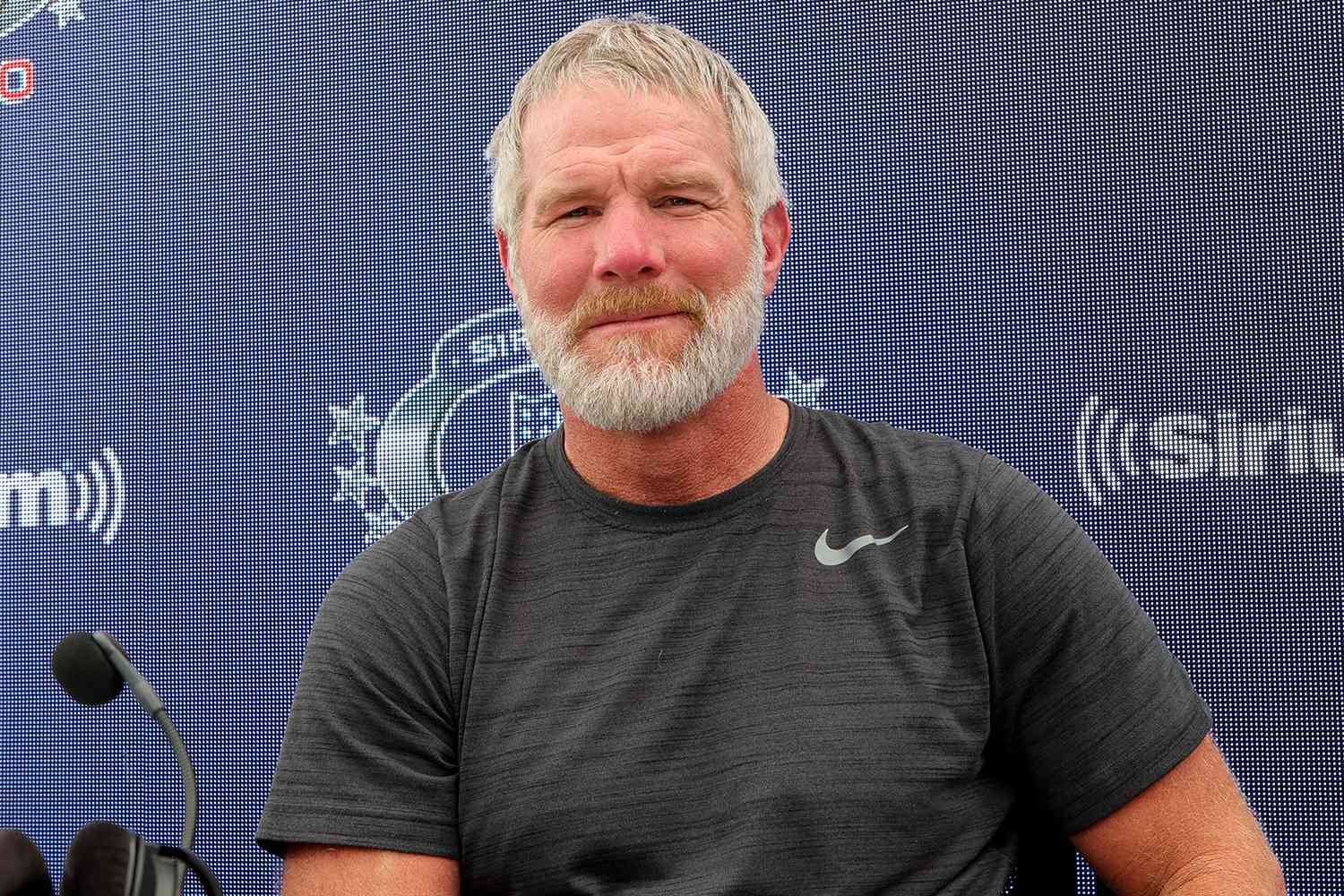 Brett Favre Tries to Use Parkinson’s Disease Diagnosis to Make You ...