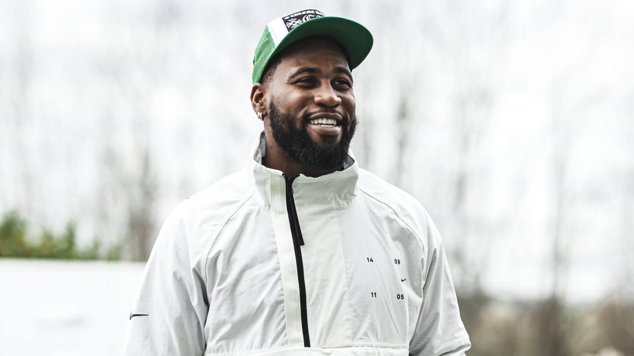 Haason Reddick Used 12 or More “Black-Gloved Men” to Intimidate His ...