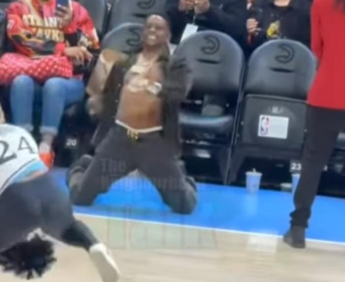 VIDEO: Boosie Goes Viral After Going Shirtless And Dancing At The ...