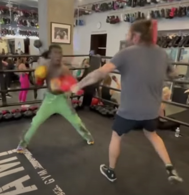 Lil Uzi Vert Shows Off His Boxing Skills - BlackSportsOnline