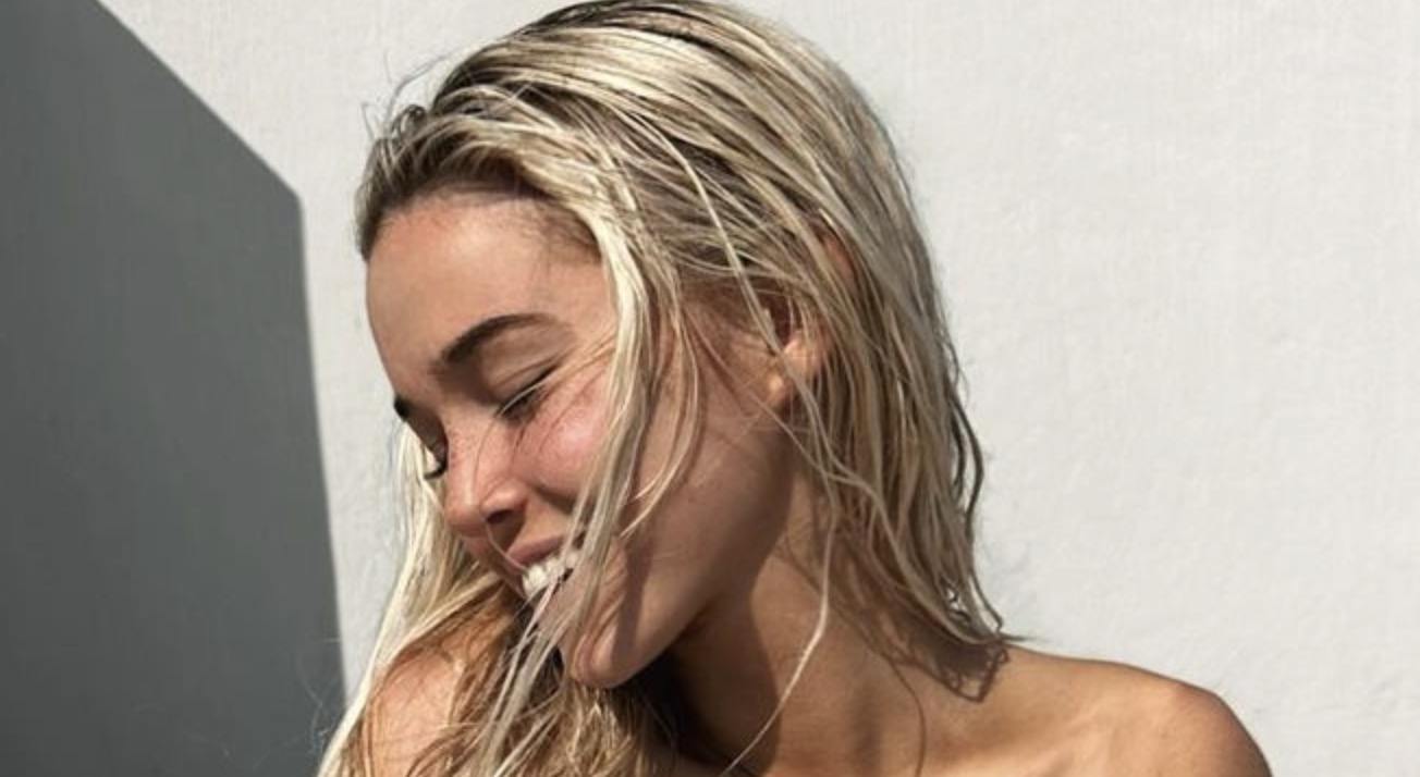 LSU Gymnast Olivia Dunne Goes Viral Showing Off Her New NIKE Dunks In ...